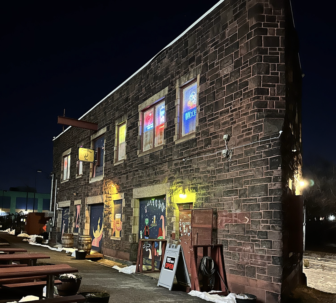 Home - The Dew Drop Inn